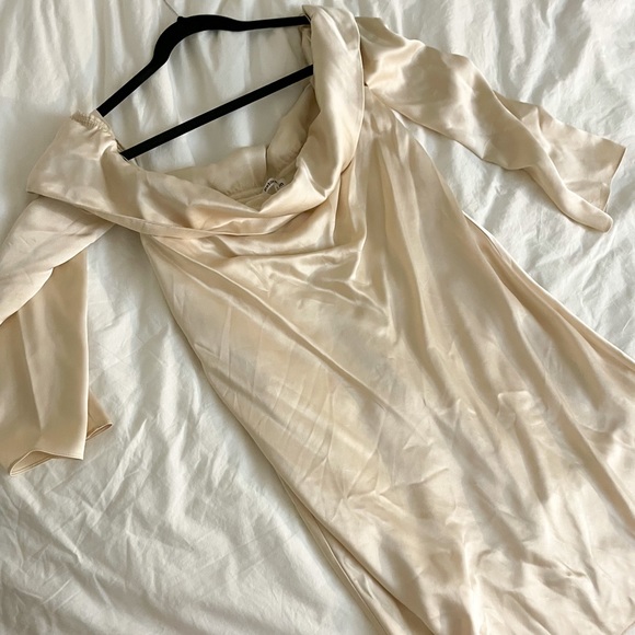 Reformation | Dresses | Reformation Maves Dress Champagne Silk Dress ...